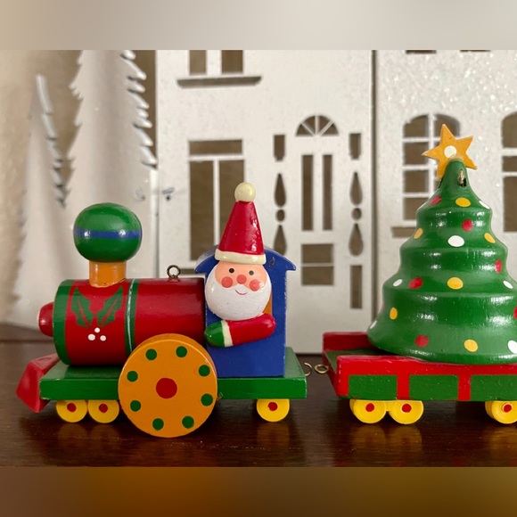 Avon | Holiday | Vintage Avon Train Christmas Ornament Set | Poshmark